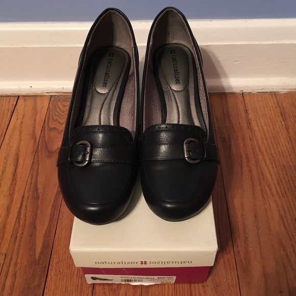 Naturalizer | Shoes | Naturalizer Royelle Navy Leather Heels | Poshmark